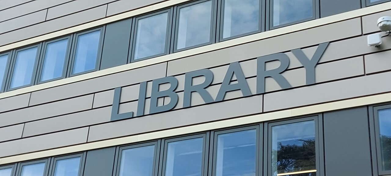 Lettering around university - Typography & Graphic Communication